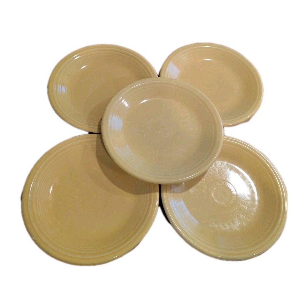 5 Fiestaware Homer Laughlin Fiesta Saucer/small ~7" Plates Yellow Lot ...