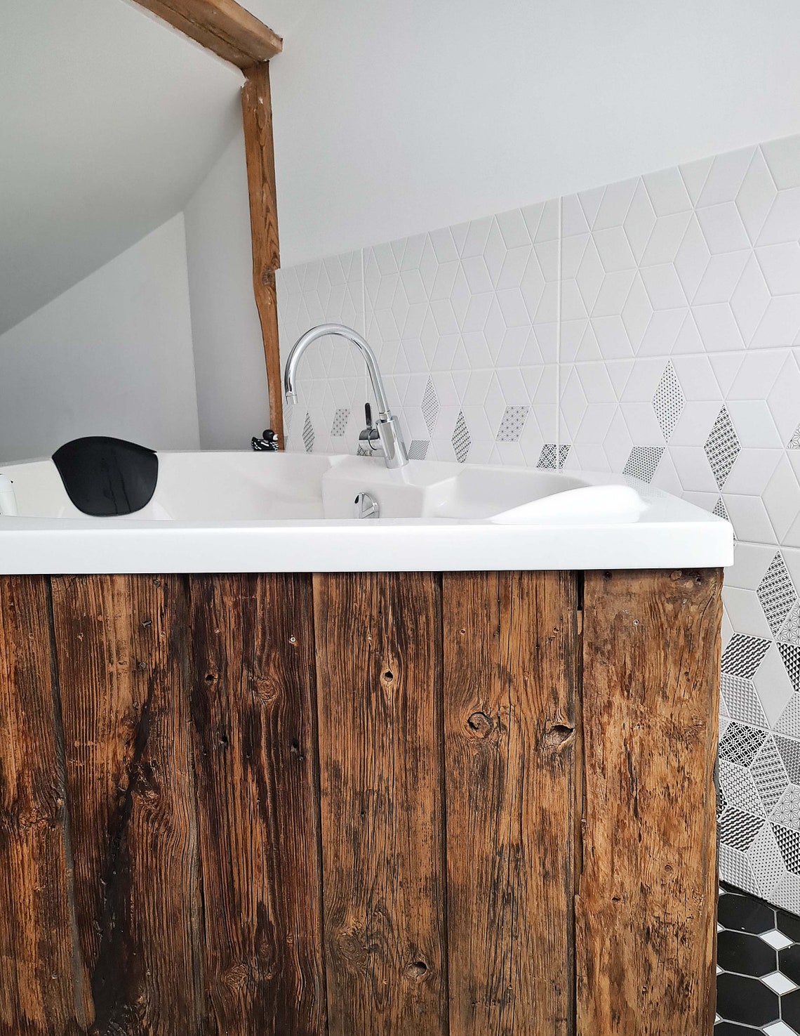 Set of 2 rustic wooden planks reclaimed wood raw wood with | Etsy