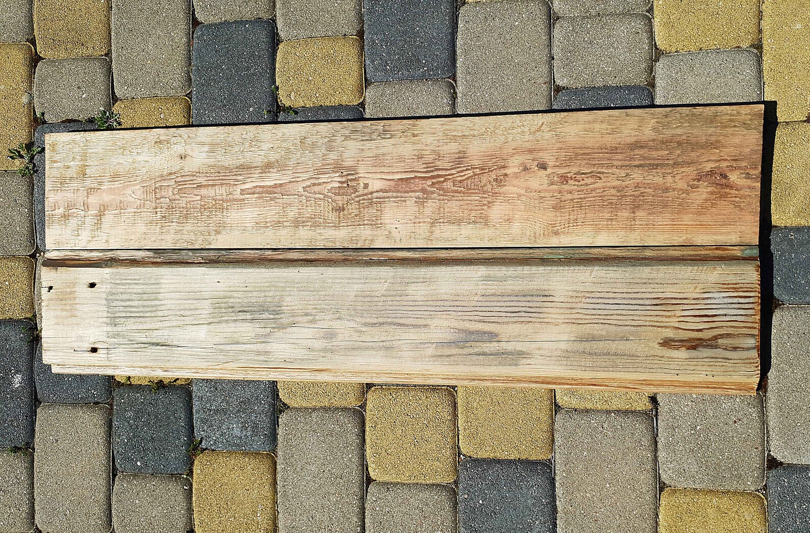 Set of 2 Rustic Wooden Planks, Reclaimed Wood, Raw Wood With Bark ...