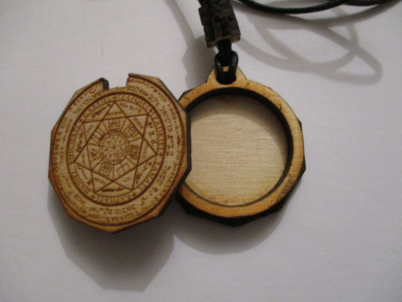 Seal of Seven Archangels / Angelic Magick Amulet Locket - Etsy