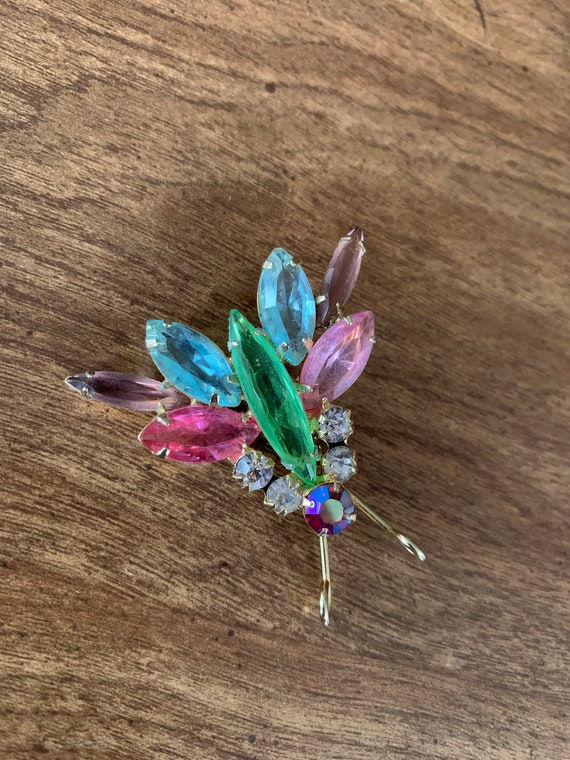 vintage pin brooch with - Gem