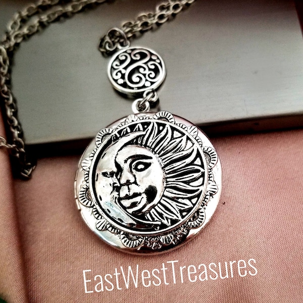 Moon Locket - Etsy