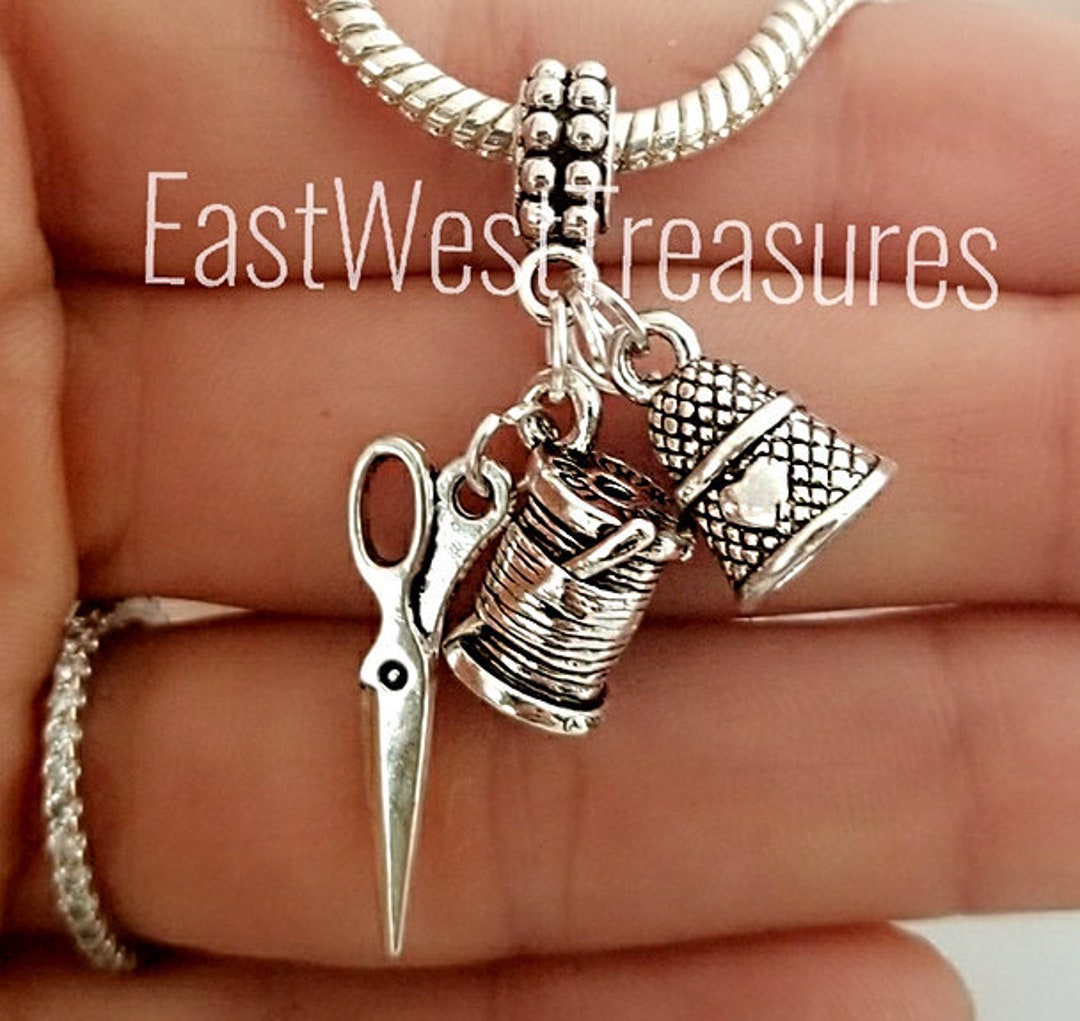 Seamstress Sewing Needle Thread Thimble Dressmaker Shears Scissor ...