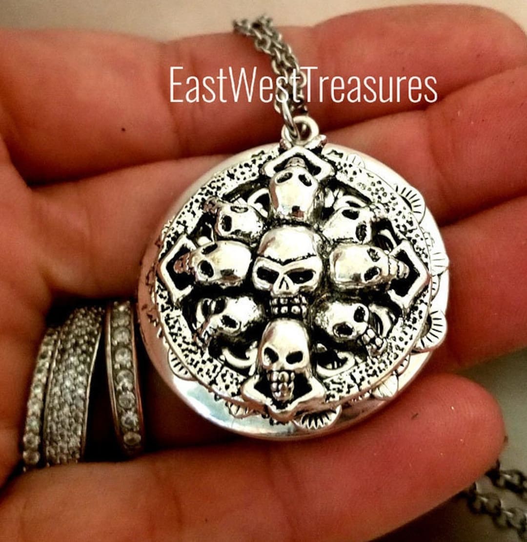 Men's Crossbones Skull Photo Locket Pendant Necklace Personalized With ...