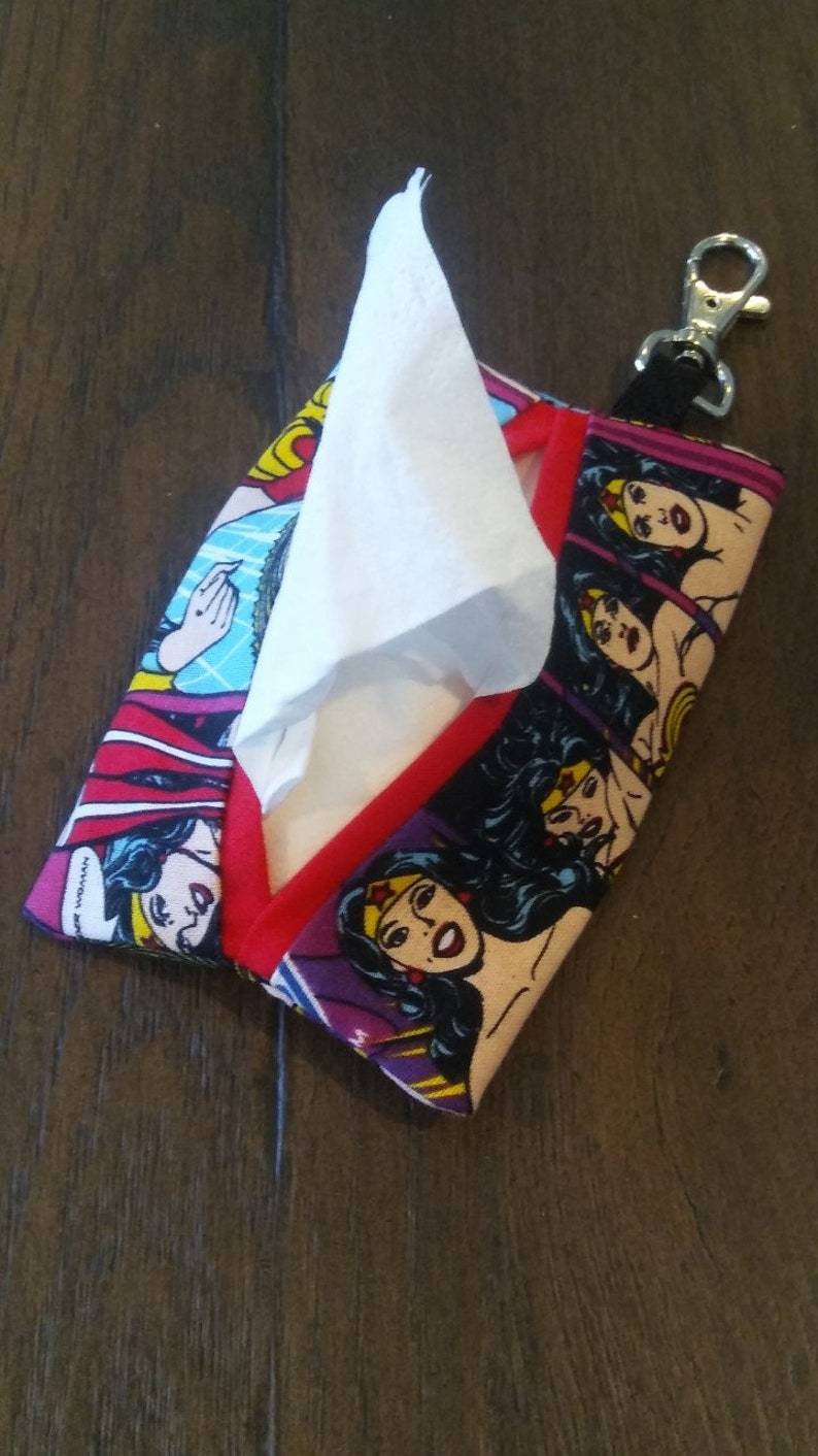 Wonder Woman Tissue Holder W/ Lobster Swivel Clasp - Includes Tissue ...