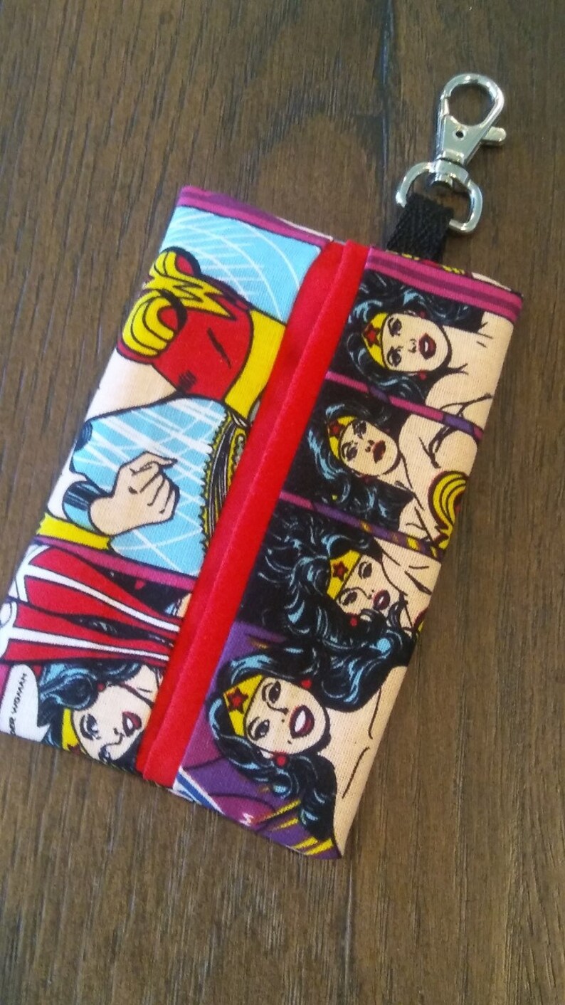 Wonder Woman Tissue Holder W/ Lobster Swivel Clasp - Includes Tissue ...