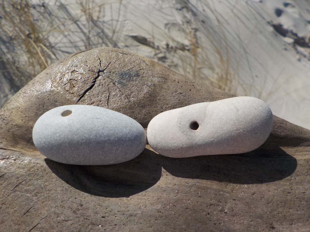 2 Naturally Holed Beach Stones 1.8-2"/4.5-5cm Hag Stones - Sea Stones ...