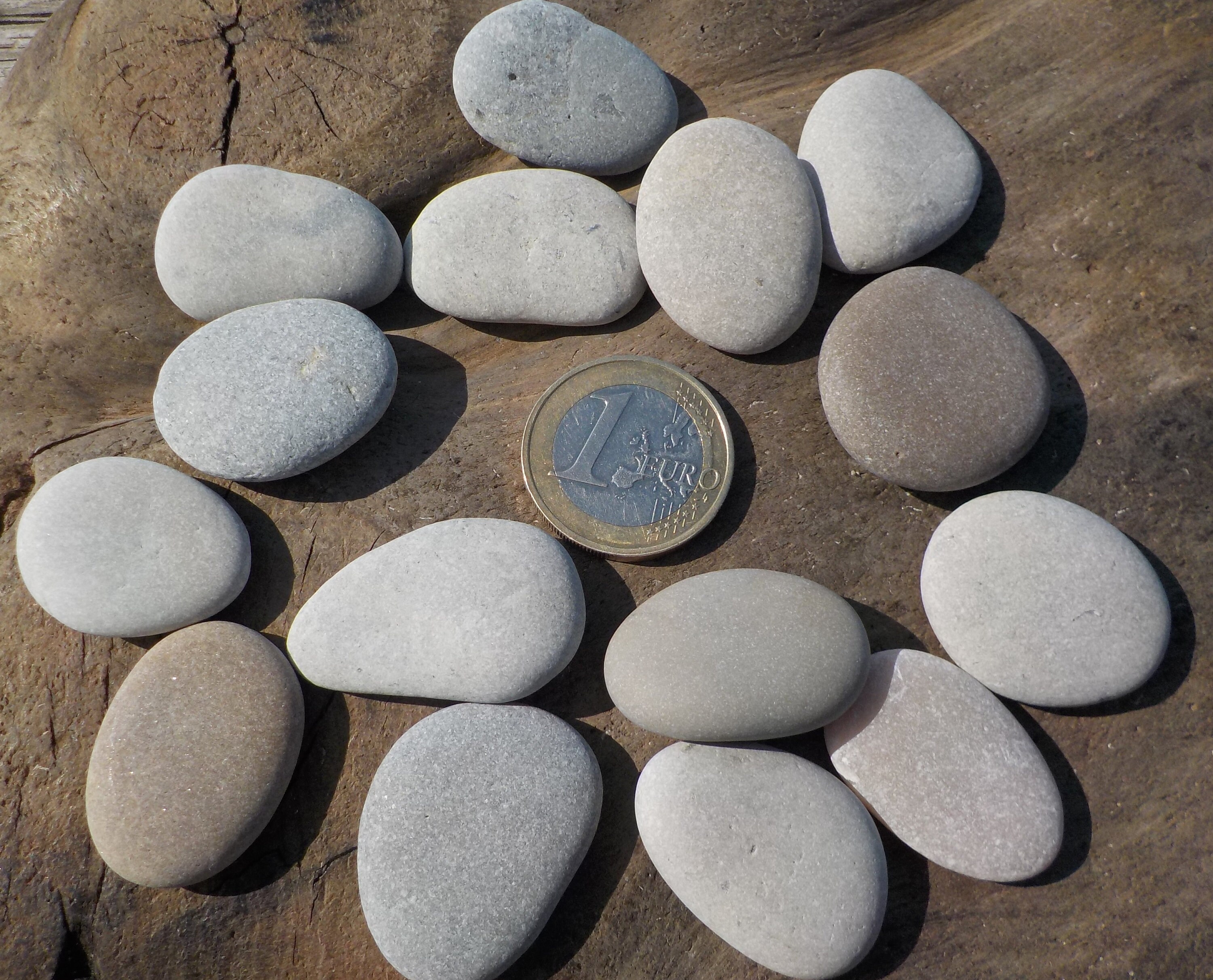 Stone Decor Set of 20 Small Pebbles - Etsy