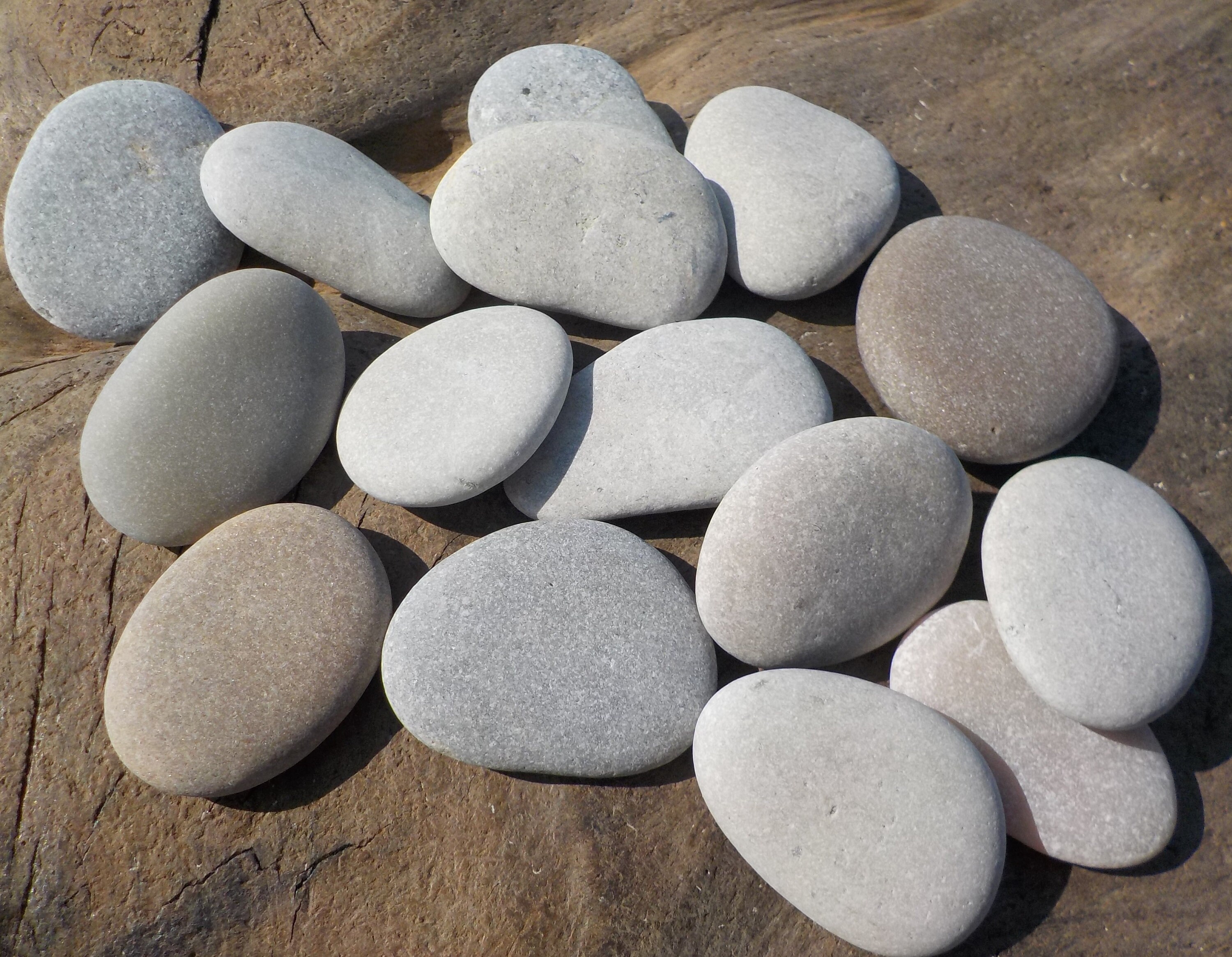 Stone Decor Set of 20 Small Pebbles - Etsy UK