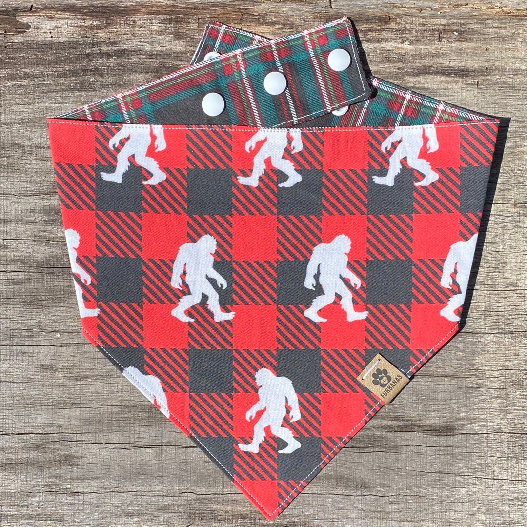 Plaid Yeti Snap Style Reversible Dog Bandana, Bigfoot Christmas Holiday ...