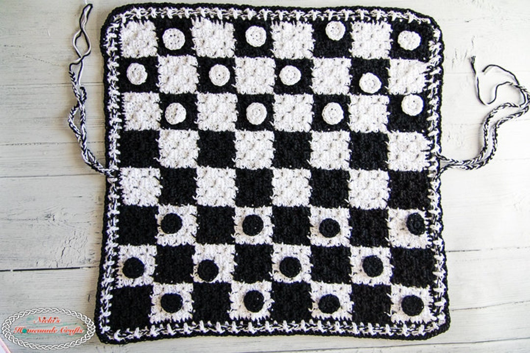 CROCHET CHECKERBOARD GAME | Crochet Game Pattern | Crochet Toy | Corner ...
