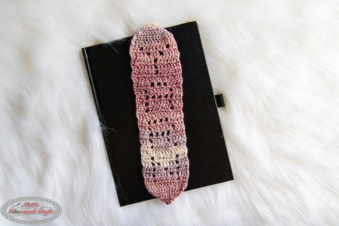 Filet CROCHET YARN Bookmark PATTERN With Full Alphabet for More Words ...