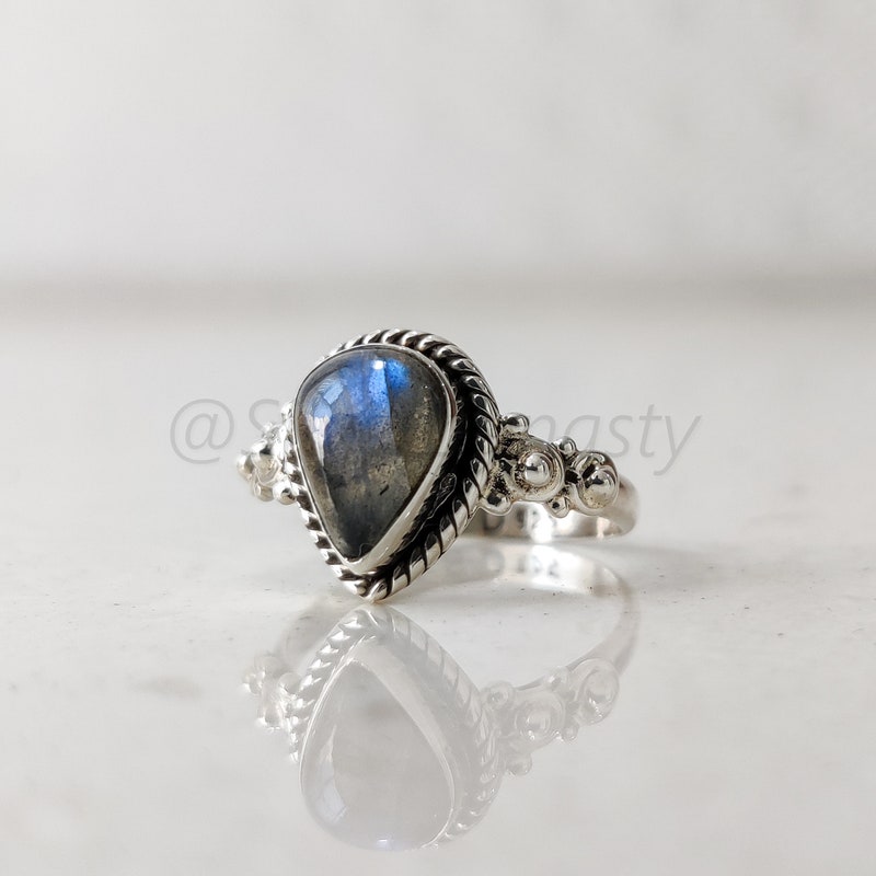 Labradorite Ring - Etsy