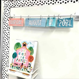 Flip Calendar Classroom and Calendar Bulletin Board - Etsy