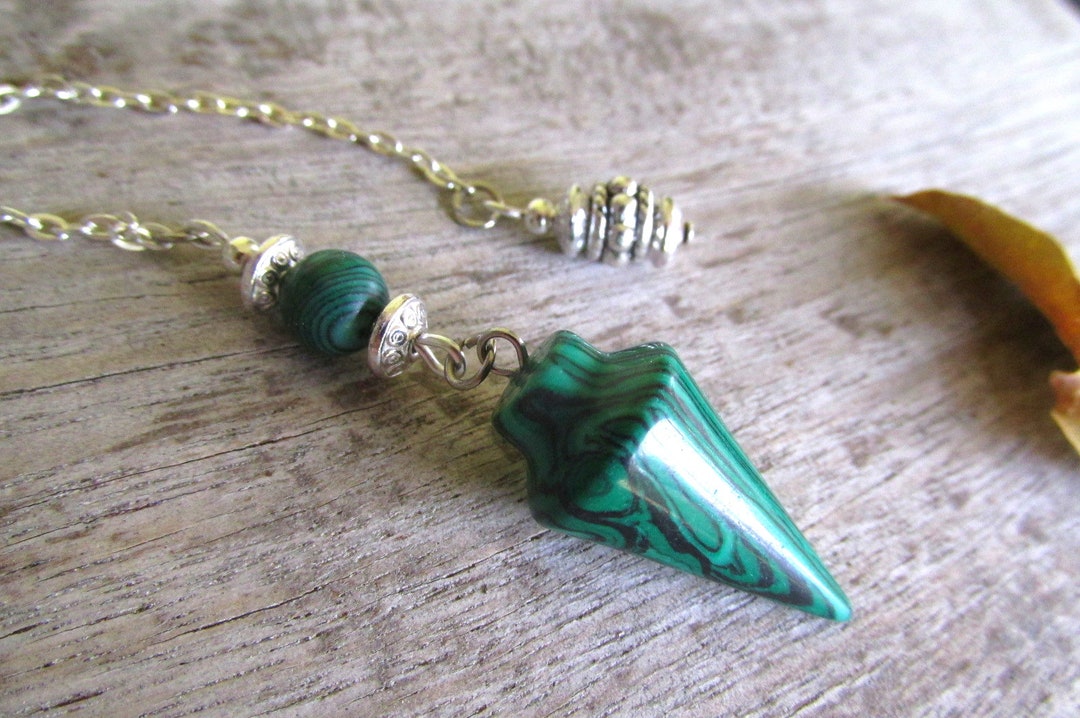 Malachite Pendulum Gemstone Pendulum Green Malachite Divination Dowsing Witchcraft Wicca Pagan ...
