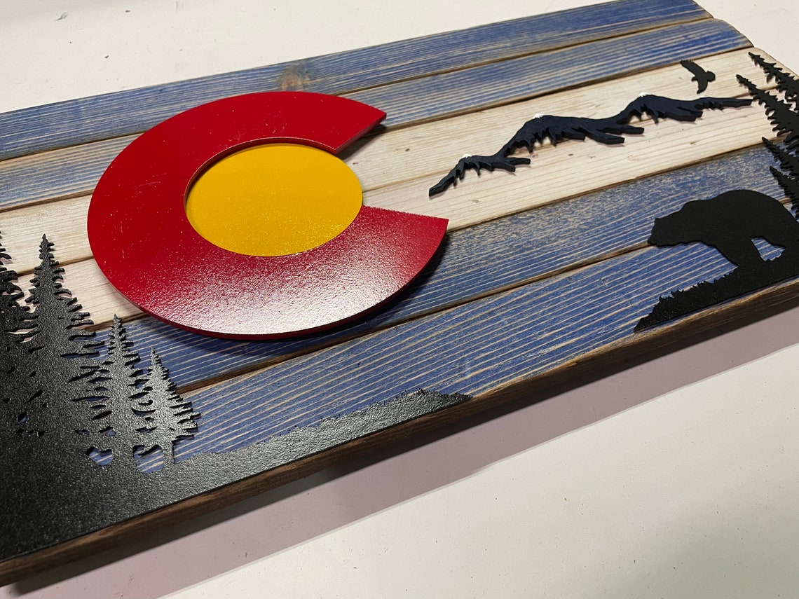 Colorado Wood Flag - 9x17" Rustic Nature Bear Design - Colorado Gift ...