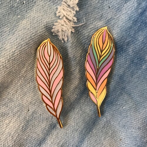 Feather Enamel Pin - Etsy