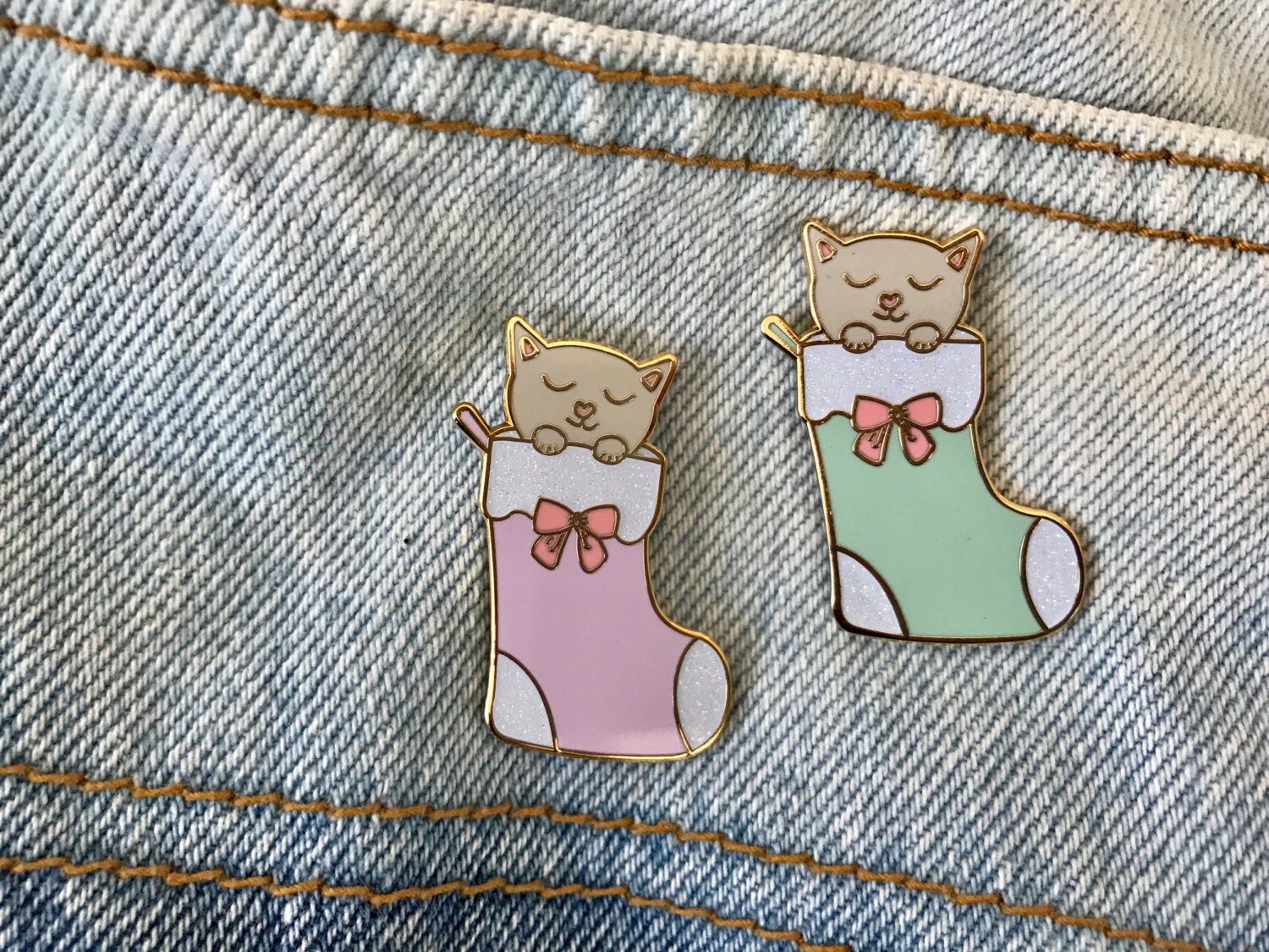 Cat Kitty Stocking Enamel Pin - Etsy