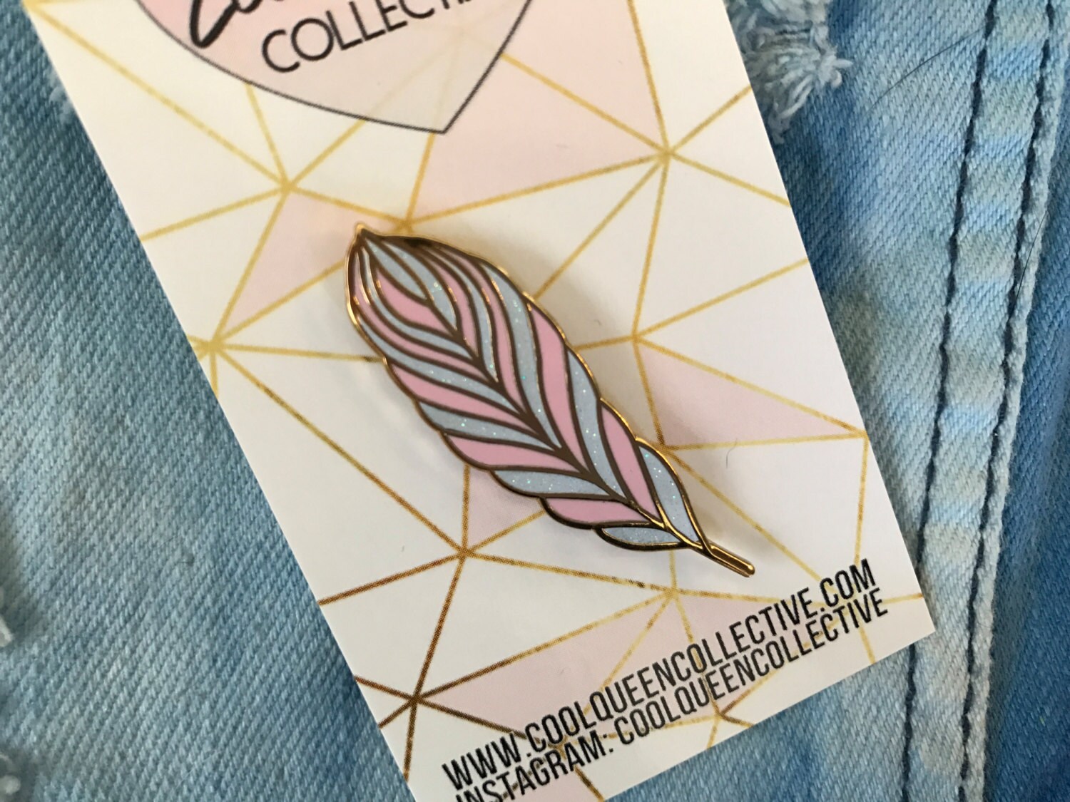 Feather Enamel Pin - Etsy Canada