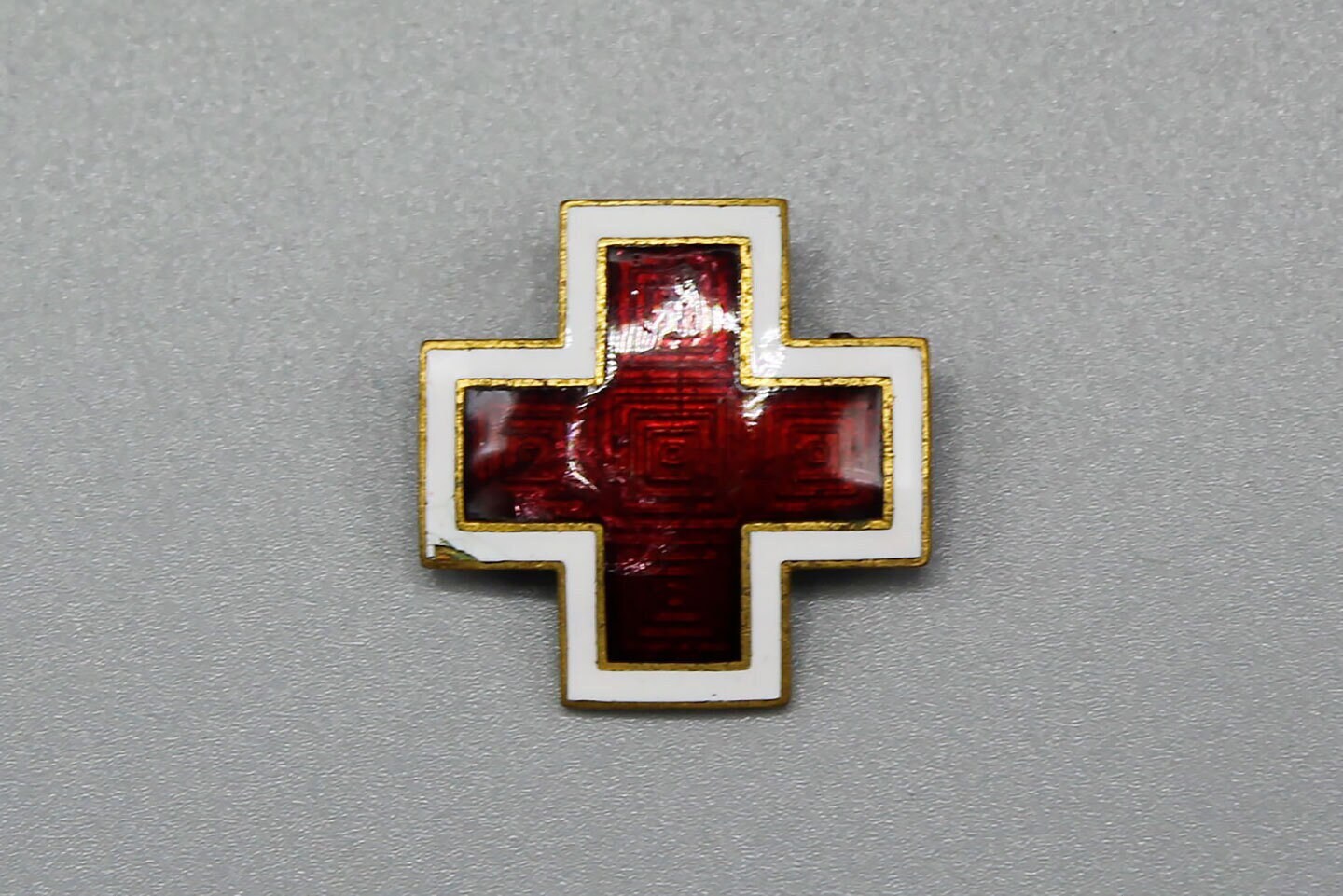 American Red Cross Pin for sale | Only 4 left at -70%