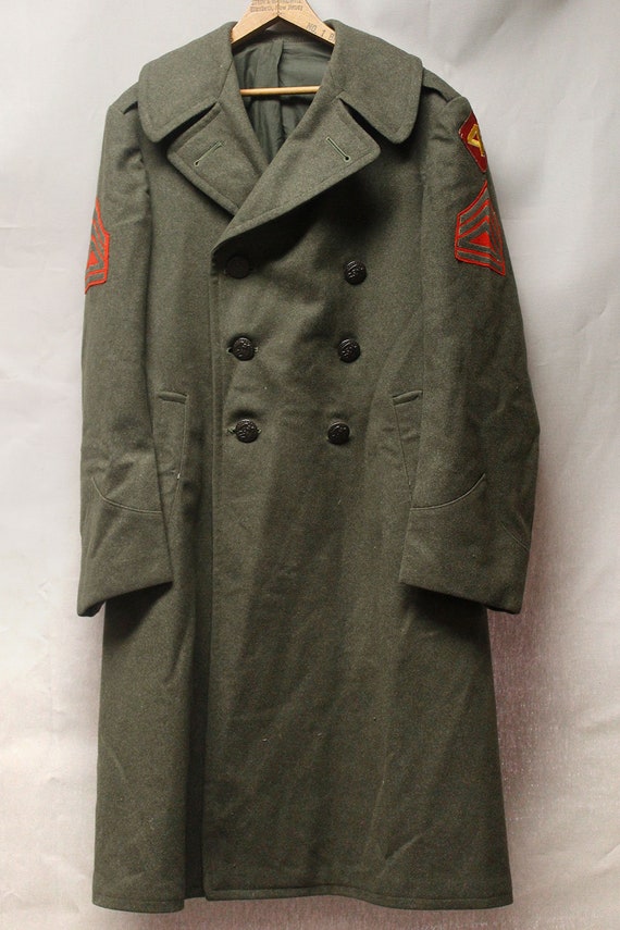 WW2 USMC Winter Wool Overcoat 4th Div 2-S . UA953 - Gem