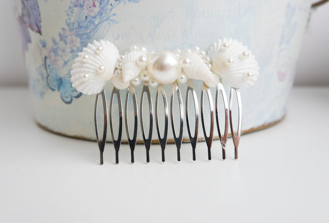 Seashell Hair Comb, Beach Wedding, Beach Hair Accessory, Seashell Hair ...
