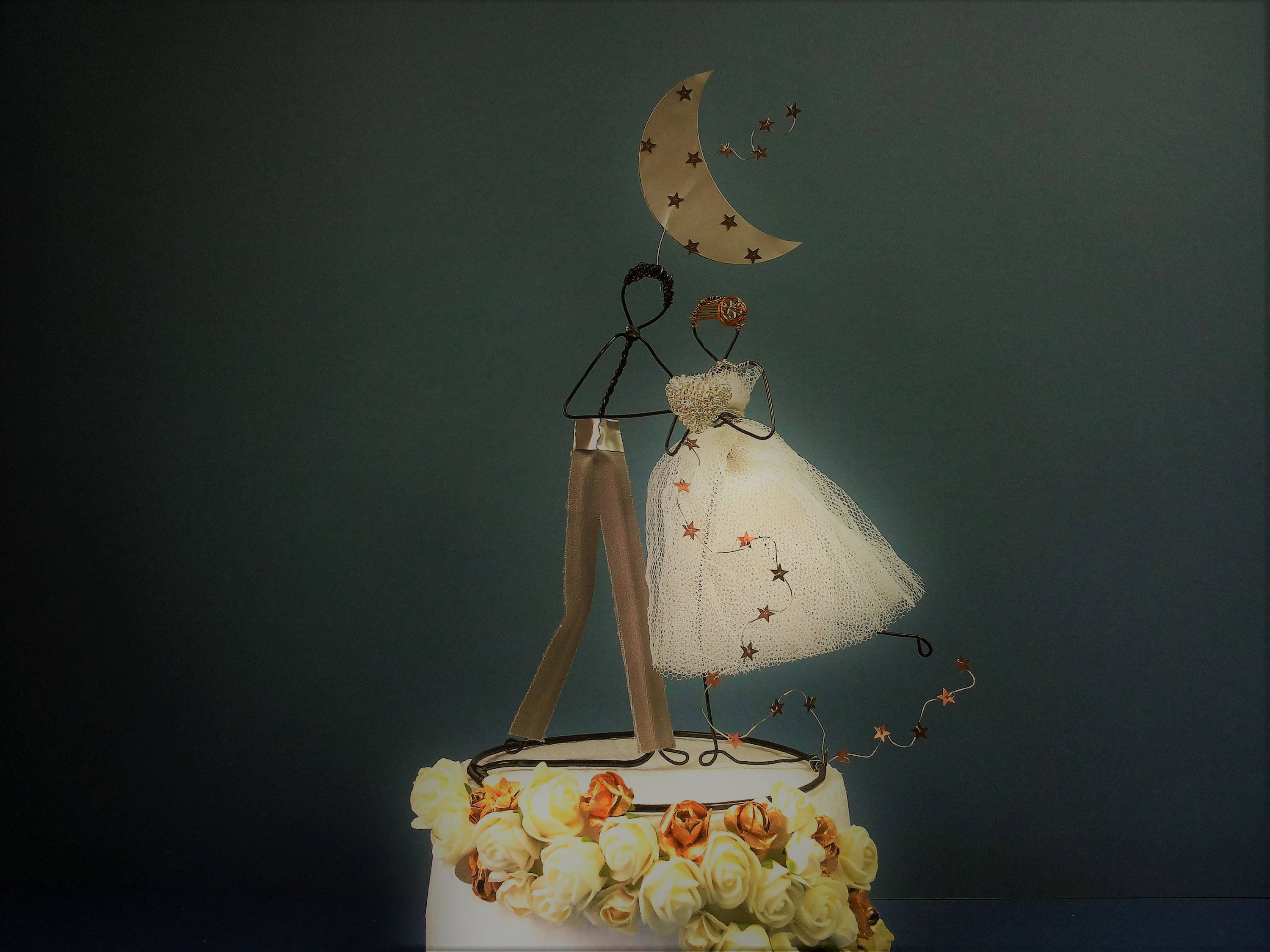 Custom Wedding Cake Topper, Wire Cake Topper Figurine, Wedding ...