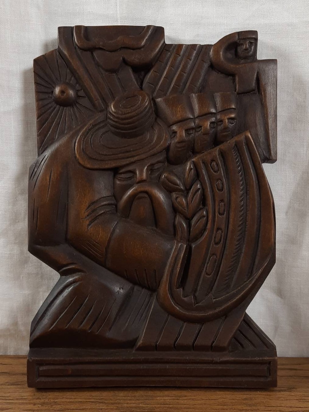 Wood Carving Decor, Wall Mount, Ukrainian Artist, Hand Carved - Etsy