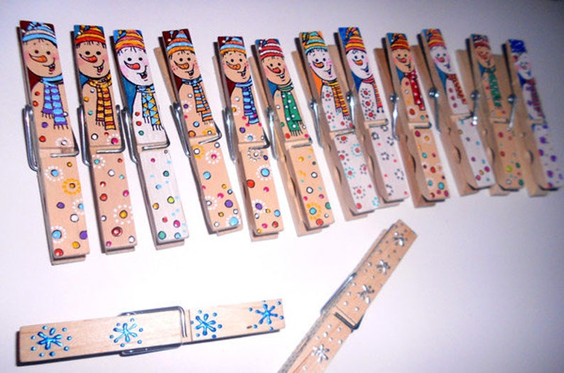 Clothespins. Christmas Decorated, Wooden Hand-painted, Magnet ...