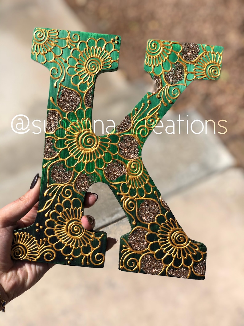 Henna Letter Wood// Hand Painted // Decor // Custom // Mendhi - Etsy