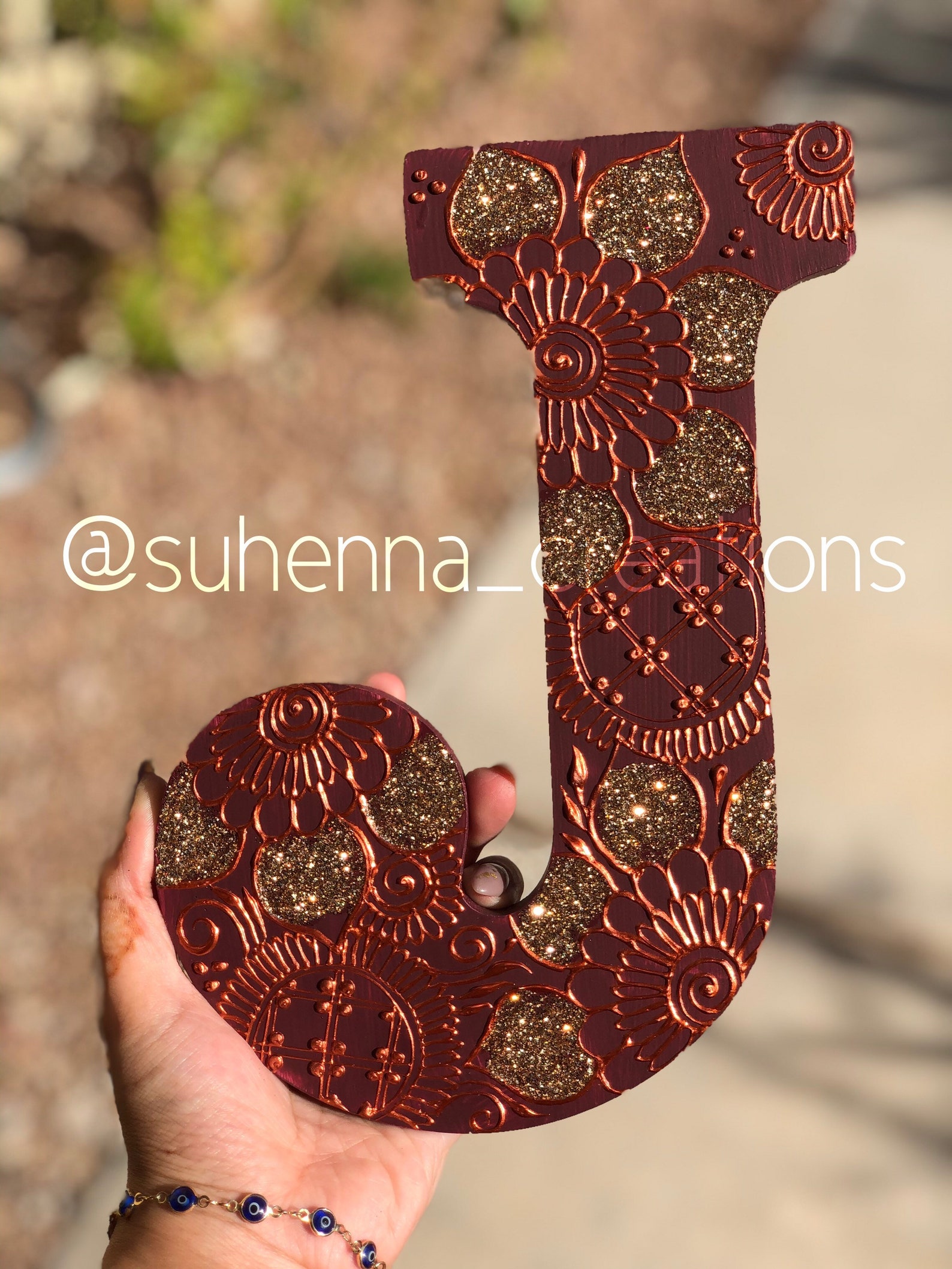 Henna Letter Wood// Hand Painted // Decor // Custom // Mendhi - Etsy