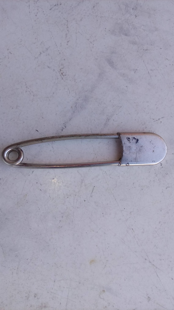 Vintage 5 in Large Laundry Pin | Etsy
