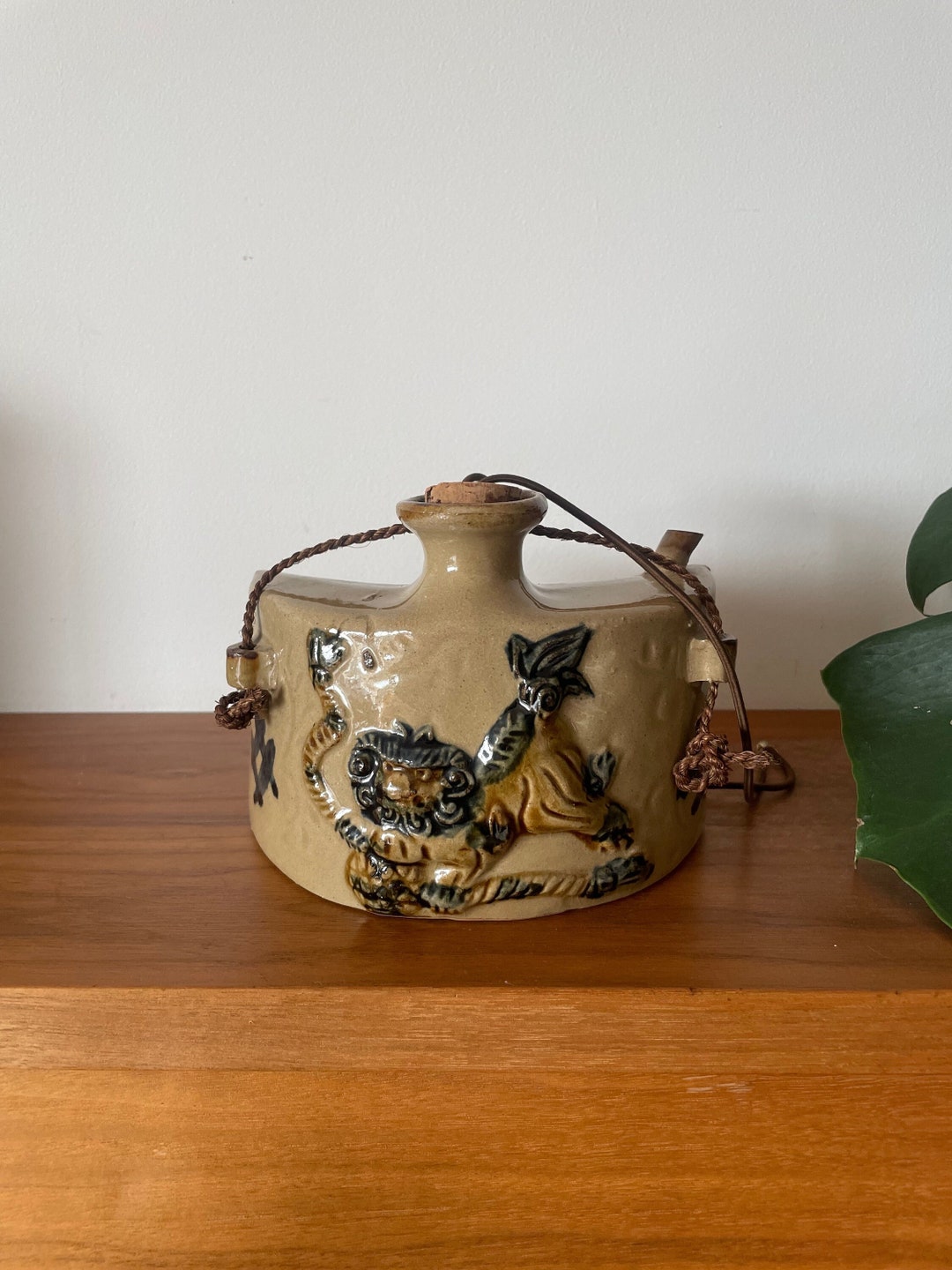 Vintage Japanese Hip Flask Okinawa Foo Dog Sake Flask Dachibin Jug - Etsy