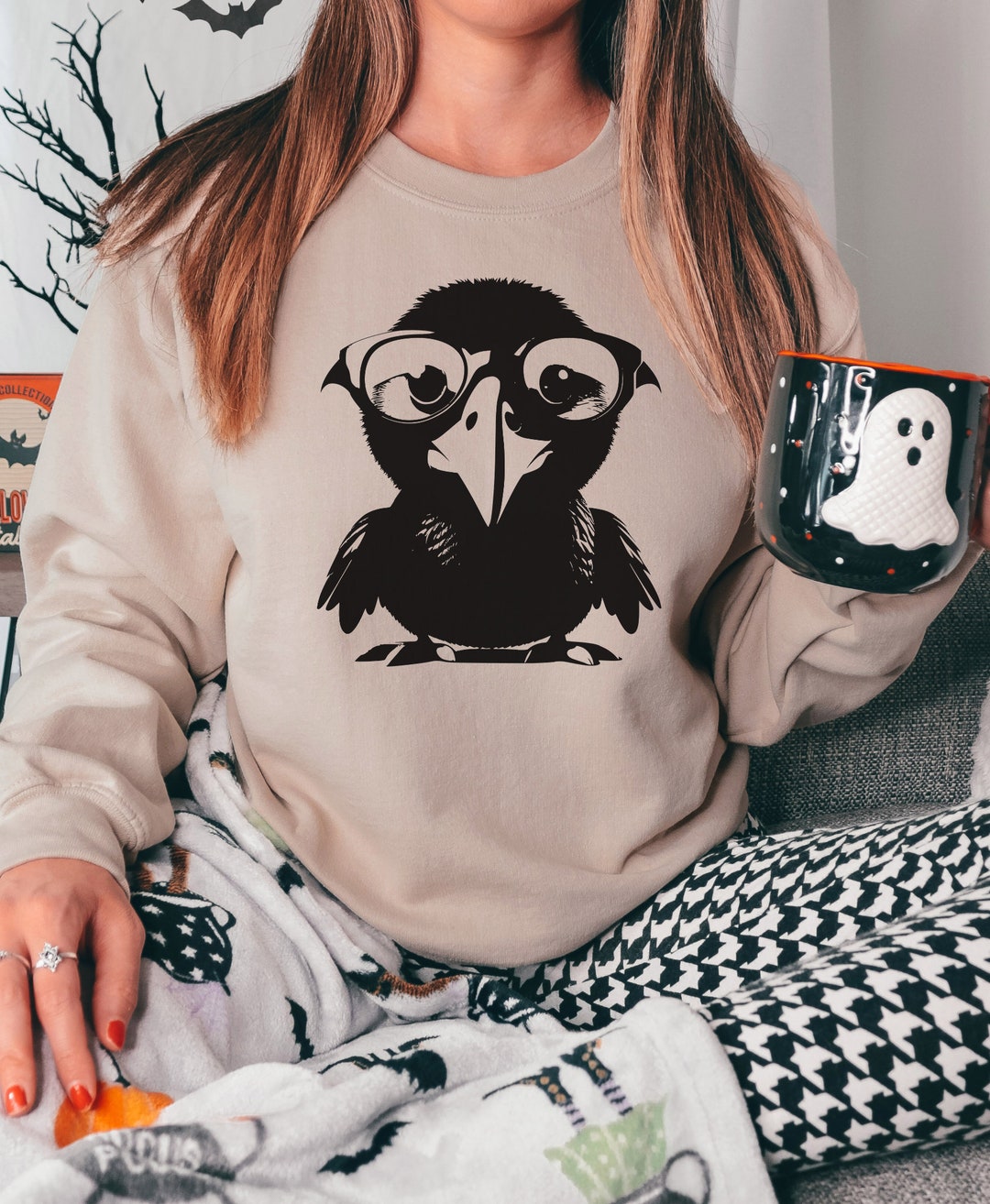 RAVEN Wearing EYEGLASSES HALLOWEEN Heavy Blend™ Crewneck Sweatshirt ...