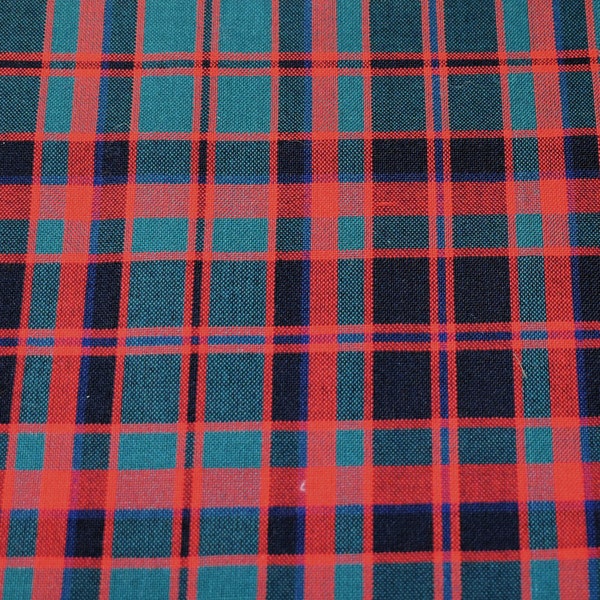 Red & Green Plaid Wool Fabric - Etsy