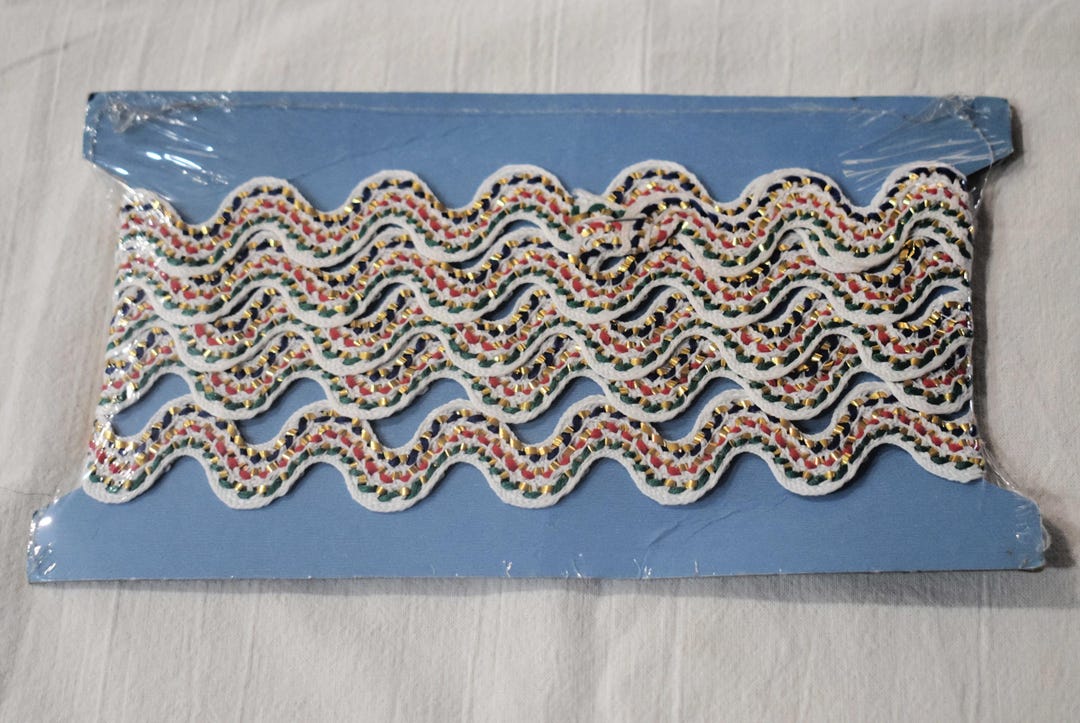 Unused Vintage Metallic Rick Rack Wide Large Rick Rack in Metallic Gold ...