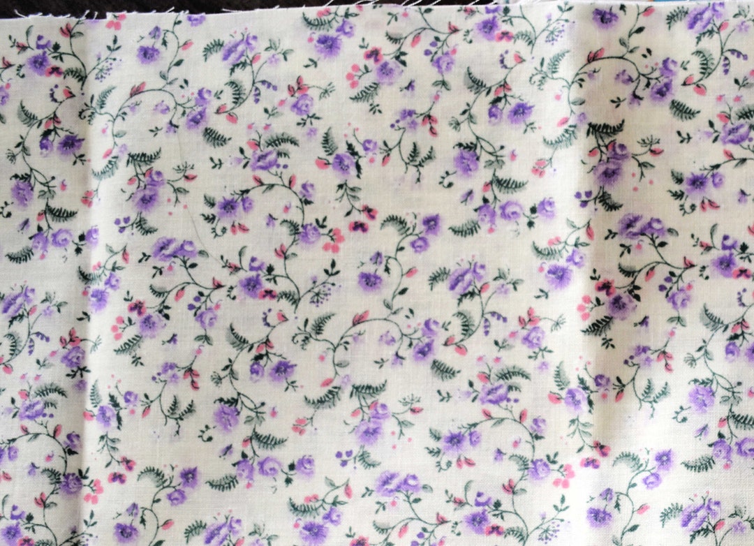 Unused Vintage Fabric Cream Print Calico Fabric With Lavender Lilac and ...