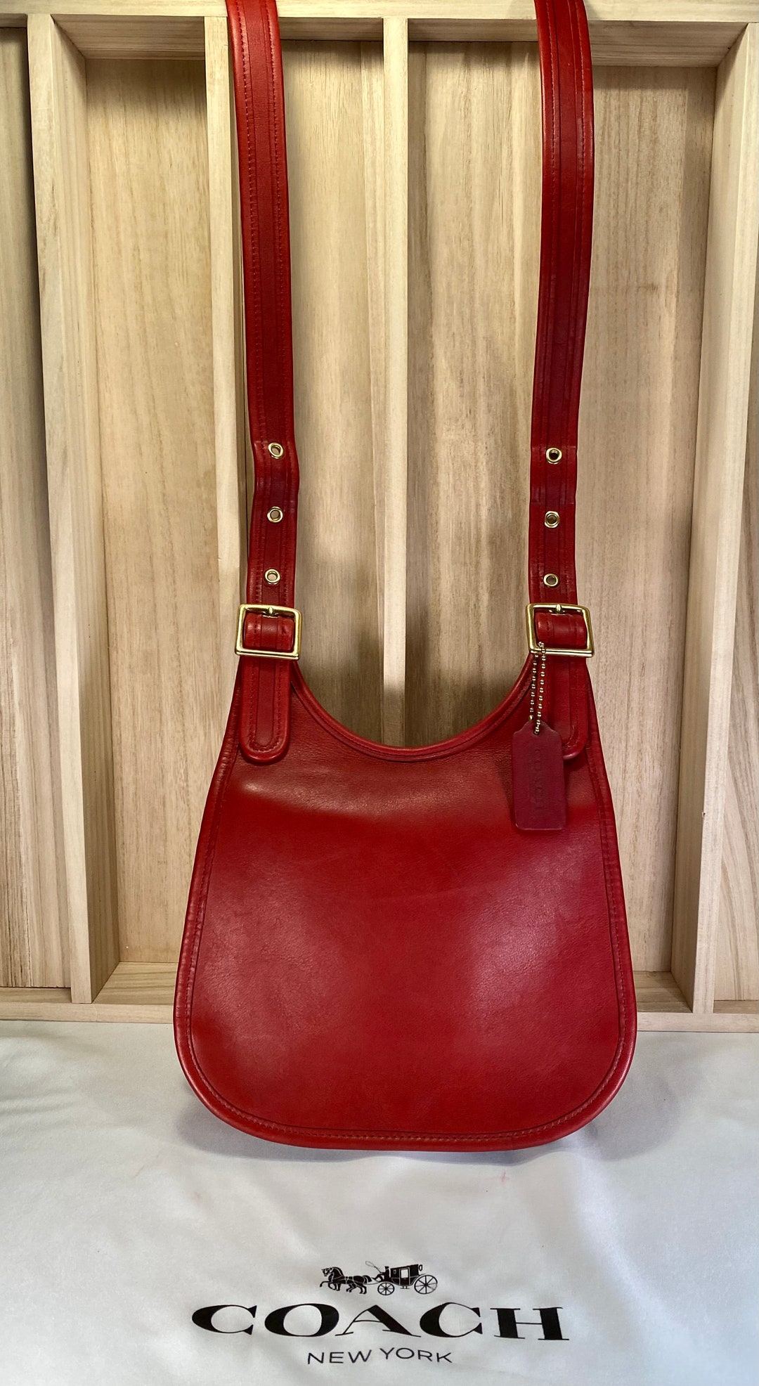 Vintage Coach Red Leather Faiths Legacy Crossbody Shoulder Cresent Bag ...