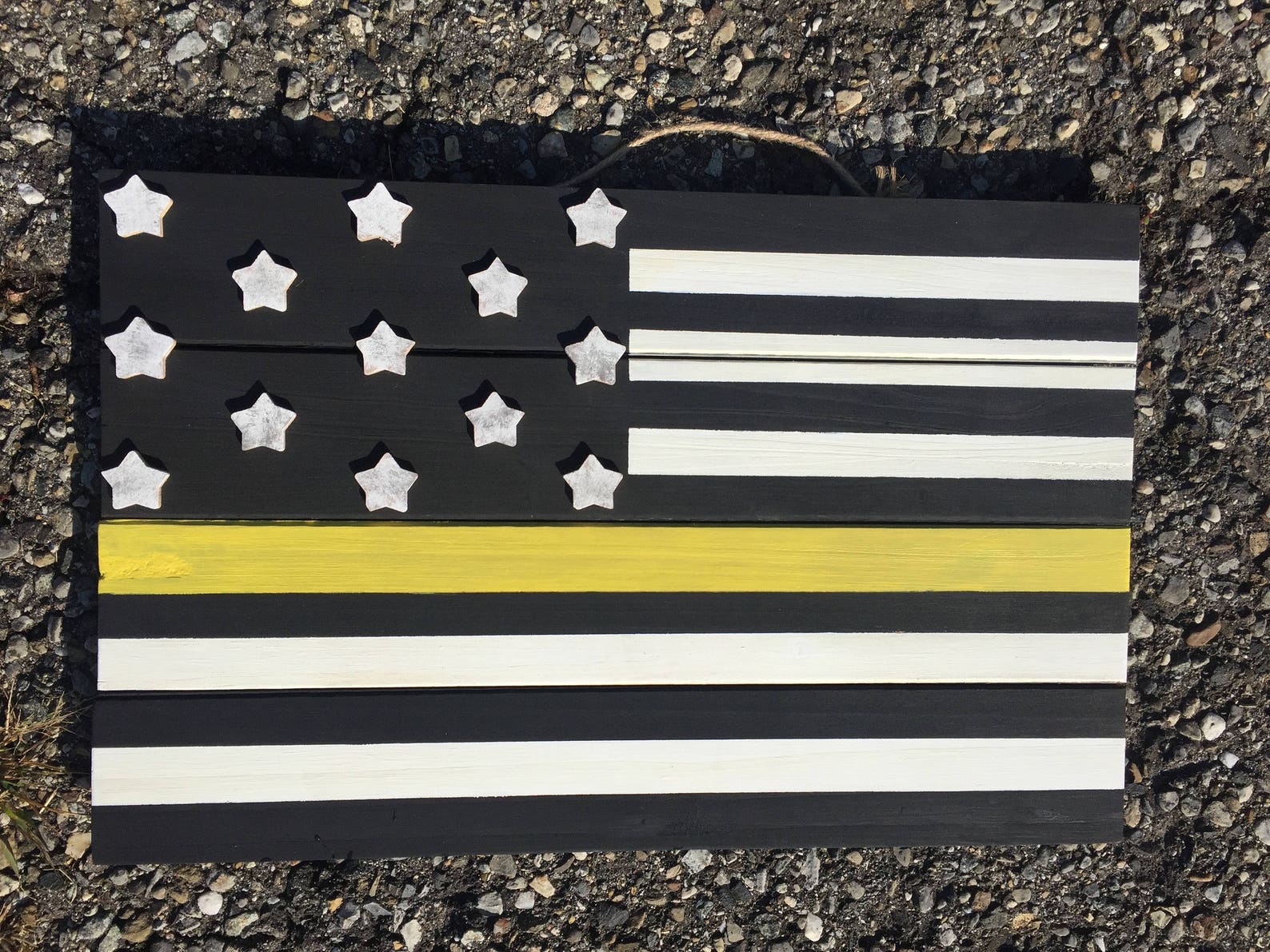 Distressed Dispatcher Thin Yellow Line Flag Thin Line/ Pallet Flag/ Law ...