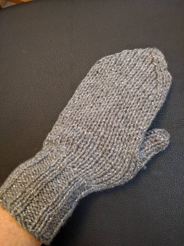 Mittens sparkly grey Ladies/teens