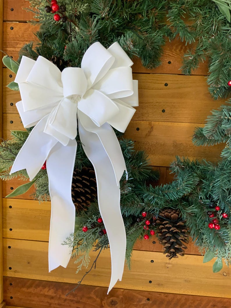 White Velvet Christmas Wreath Bow: Elegant Indoor/outdoor Decor - Etsy
