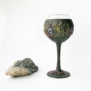This Gothic Victorian-style Skull Goblet Steampunk Wine Glass Halloween ...
