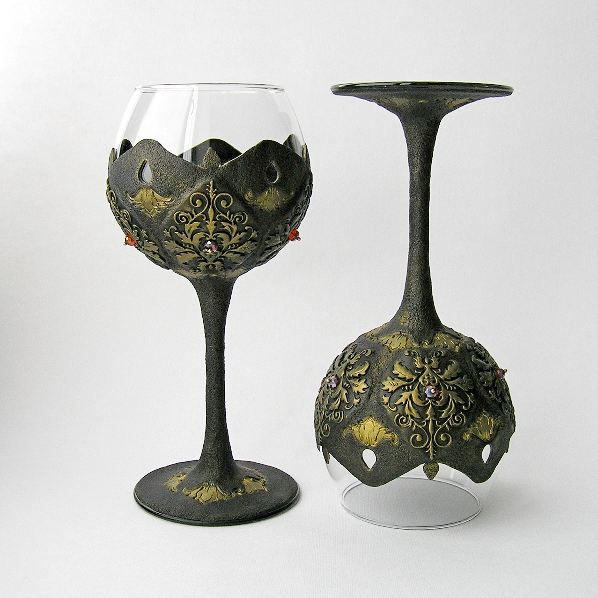 Gold Medieval Wine Goblets With Custom Colors Crystals Royal Wine ...