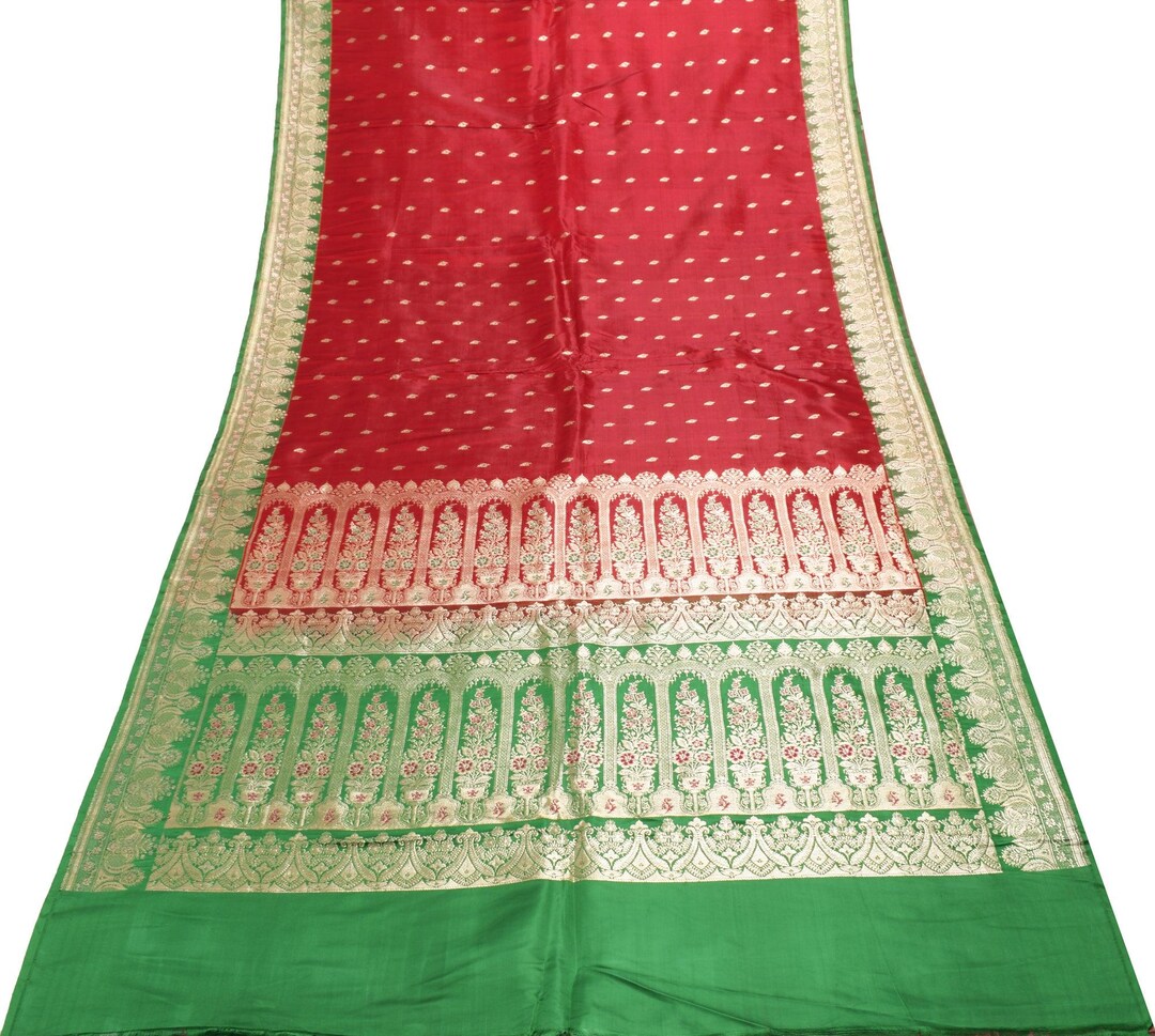 Sushila Vintage Heavy Red Saree With Green Border Pallu Pure Satin Silk ...