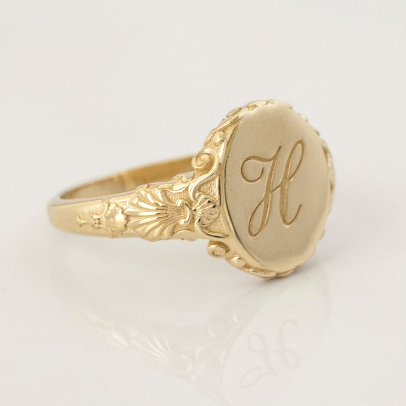 Hawaiian Gold Signet Initial Ring - Etsy