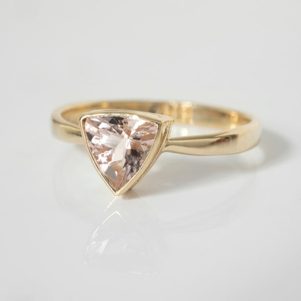 Pink Beryl Ring - Etsy