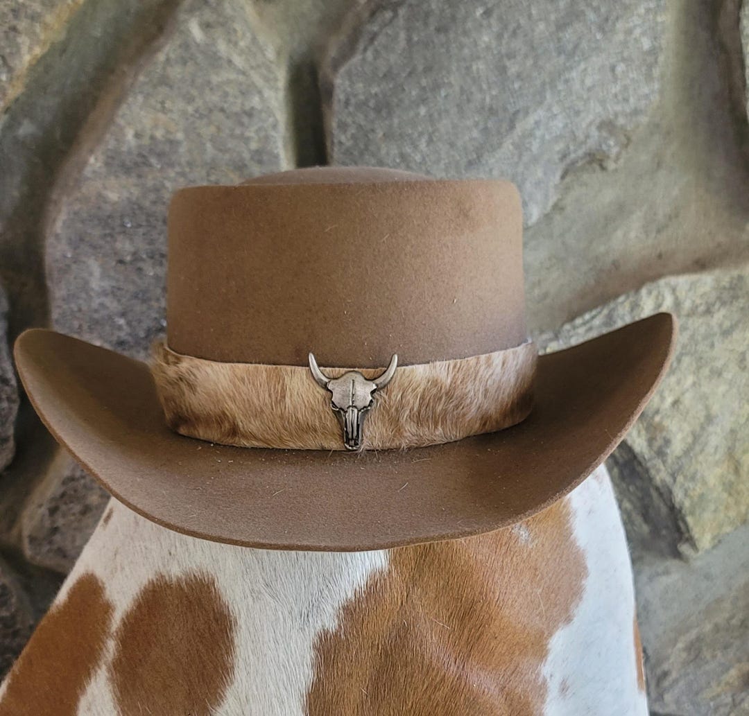 LONGHORN Cow Skull Concho Brown & White Spotted Cowhide Hair on Leather ...