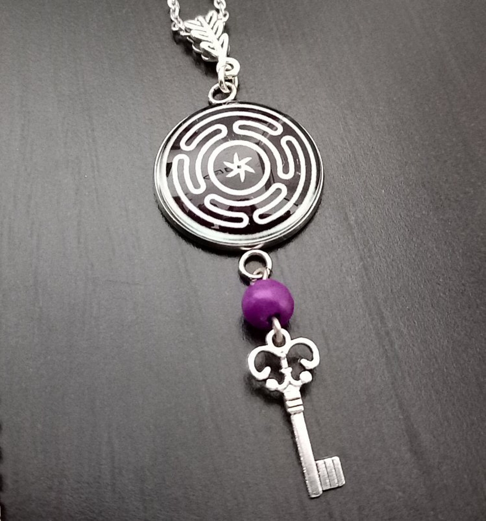 Wheel of Hekate Goddess With Key Pendant Necklace + Gift Box - Triple ...