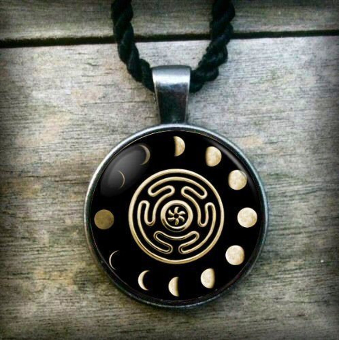 Wheel of Hekate Goddess Symbol Pendant Necklace Box Hecate Witchcraft ...