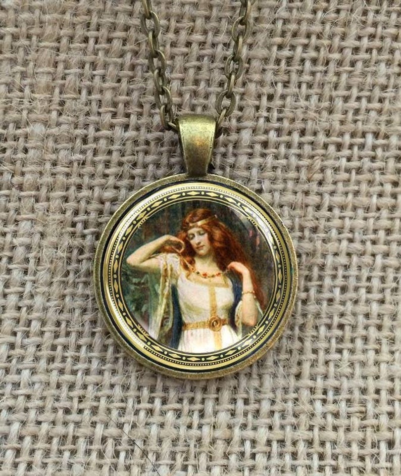 Goddess Freya Pendant Necklace Gift Box Norse Mjolnir Odin - Etsy